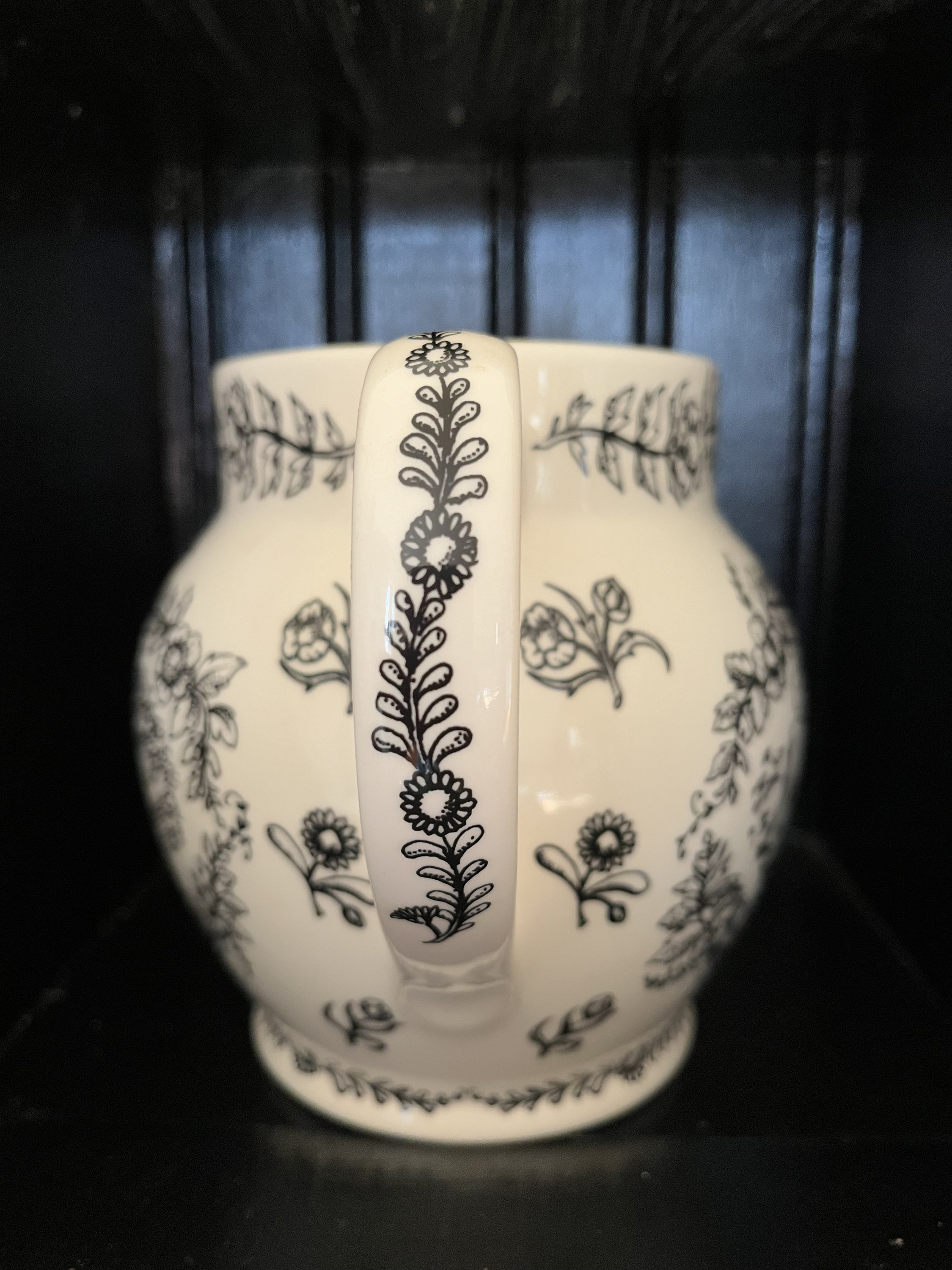 Brand New "rare" Vintage Bridgewater Pottery- "dairy" 1.5 Pint Jug ...