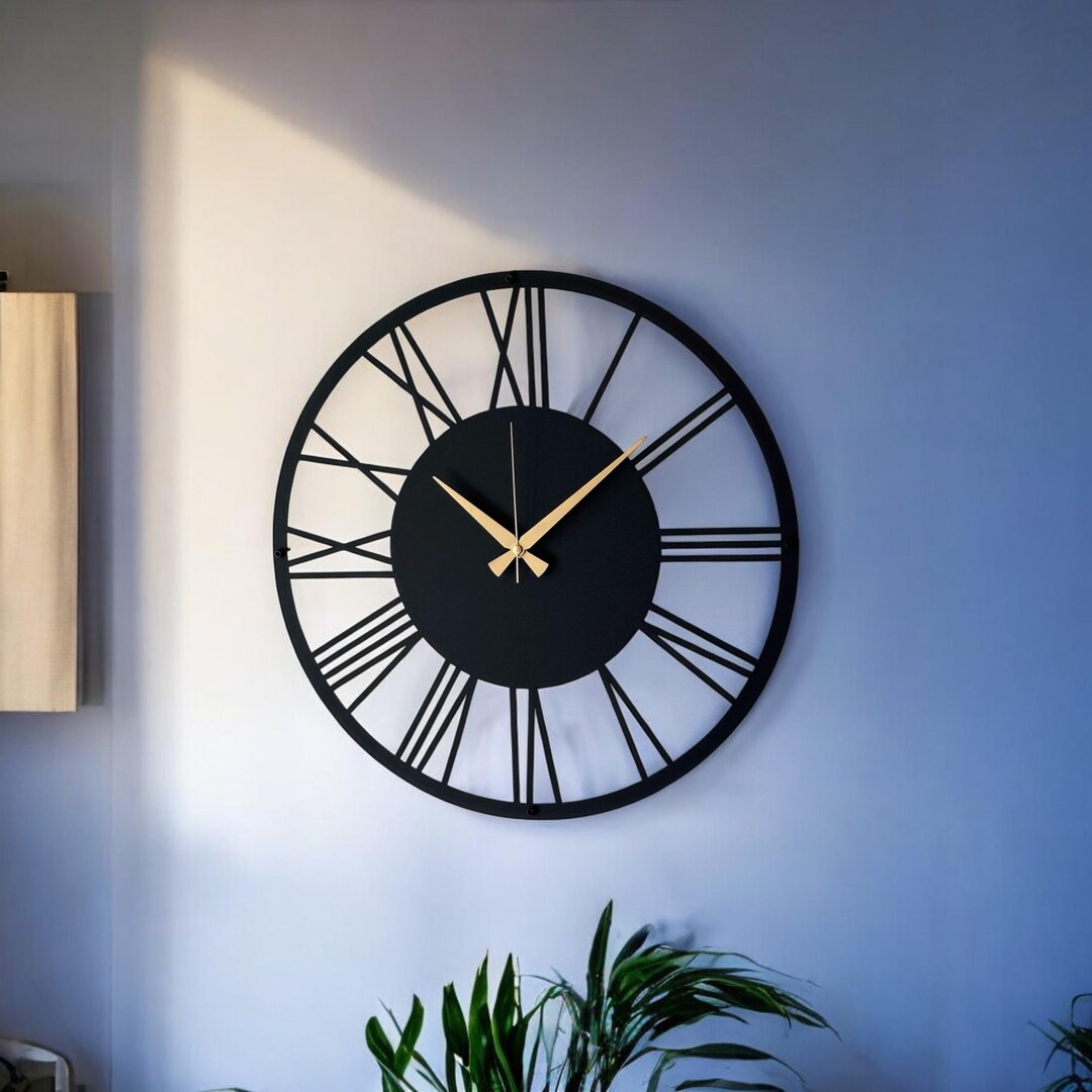 Modern Black Metal Clock, Roman Numeral Wall Clock, Luxury Metal Wall ...