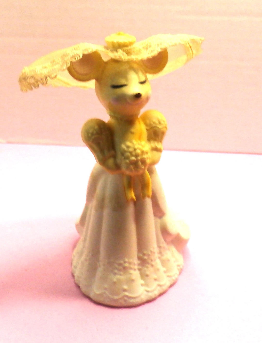 Vintage Avon Church Mouse Bride 2 Fl Oz Delicate Daisies Cologne Empty ...