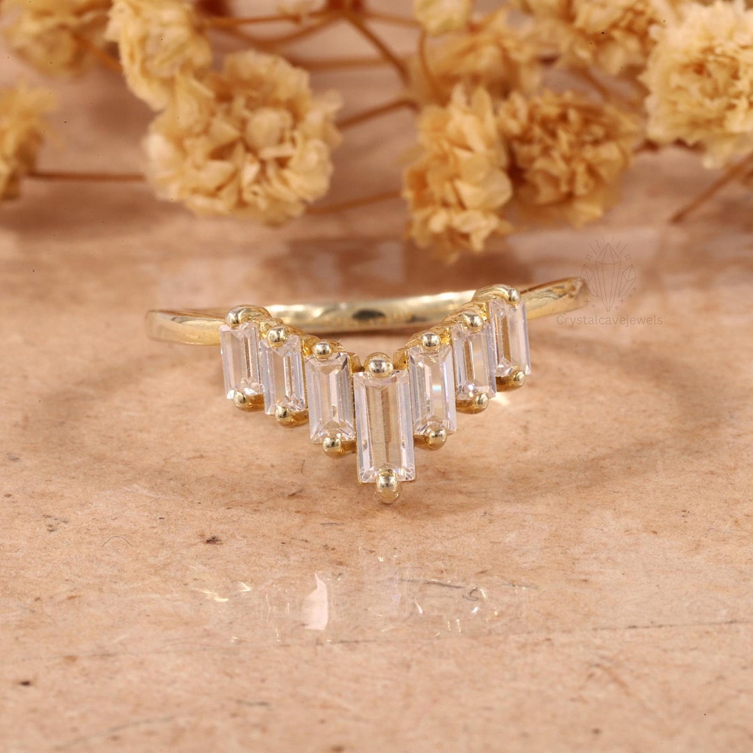 14k Gold Baguette Cut Curved Wedding Ring , Solid Gold Sunburst ...