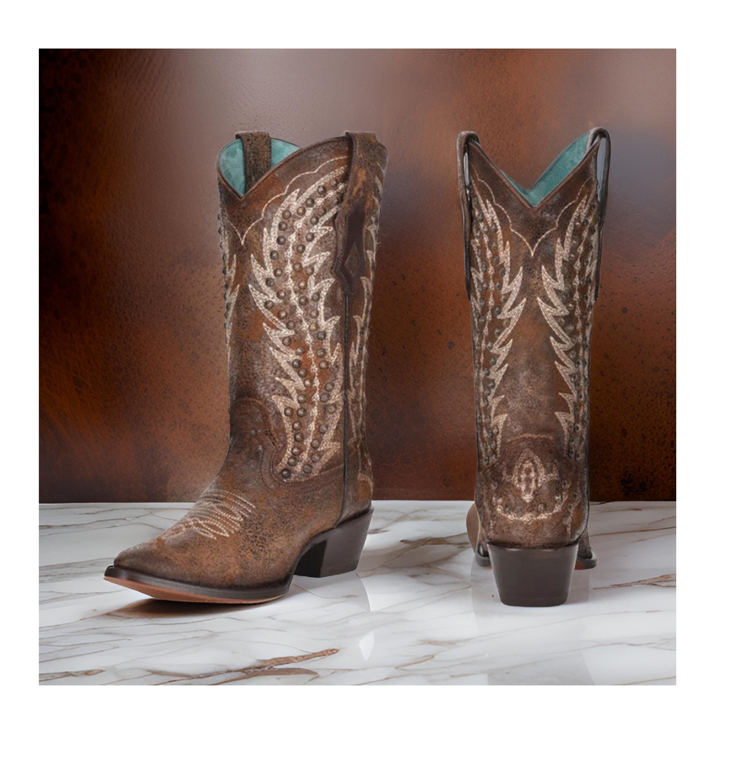 Studded Details and Shaft Stitching Womens Studded Pointed Toe Western ...