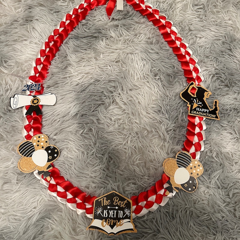 Graduation Lei 2024 - Etsy