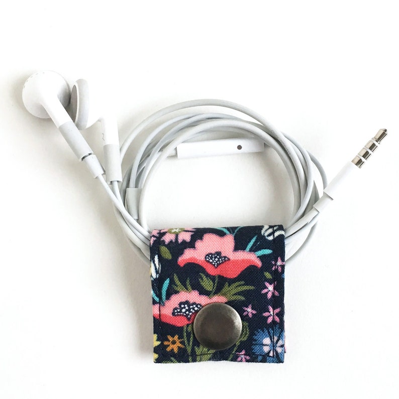 Cord Keepers PDF Sewing Pattern: Make Fabric Cord Organizers for ...