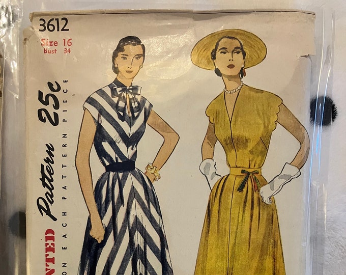 Lot of Vintage Women's Sewing Patterns, Simplicity 3612, 4909 ...