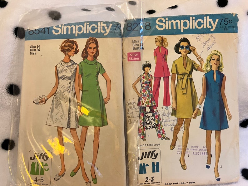 Lot of Vintage Women's Sewing Patterns, Mccalls 2388, Vogue 7474 ...