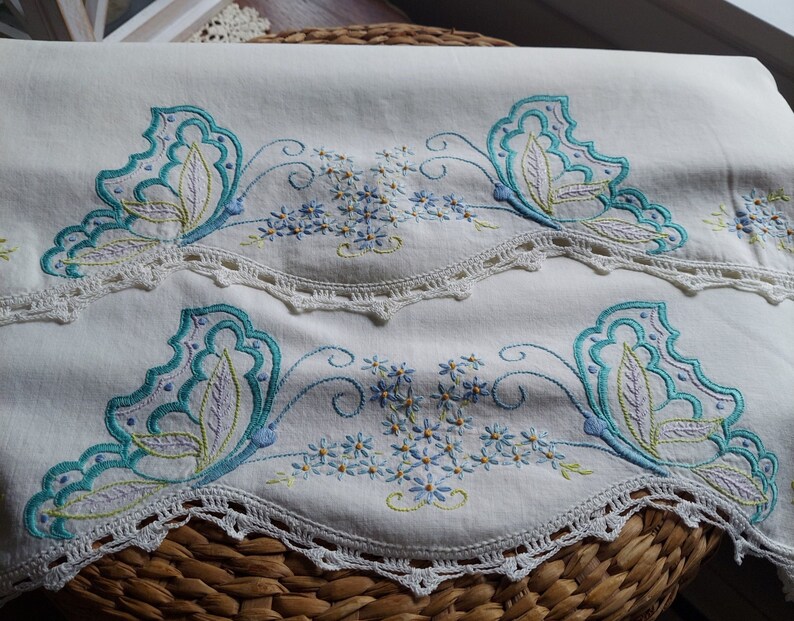 Cozy Cottage Vintage Hand Embroidered Butterfly Lace Trimmed ...