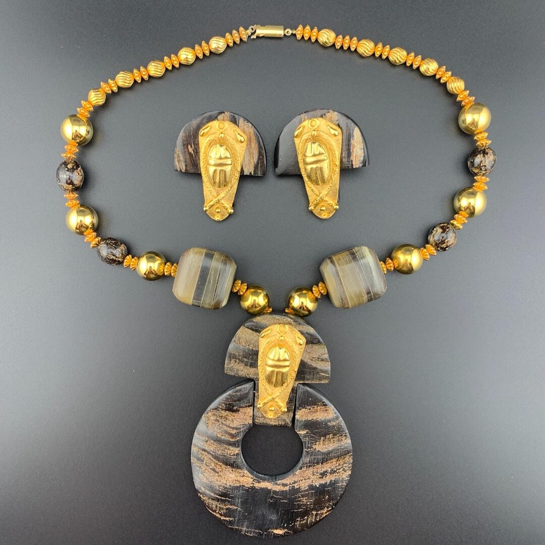Vintage Gold Tone Brown Resin Scarab Egyptian Runway Necklace Earrings ...