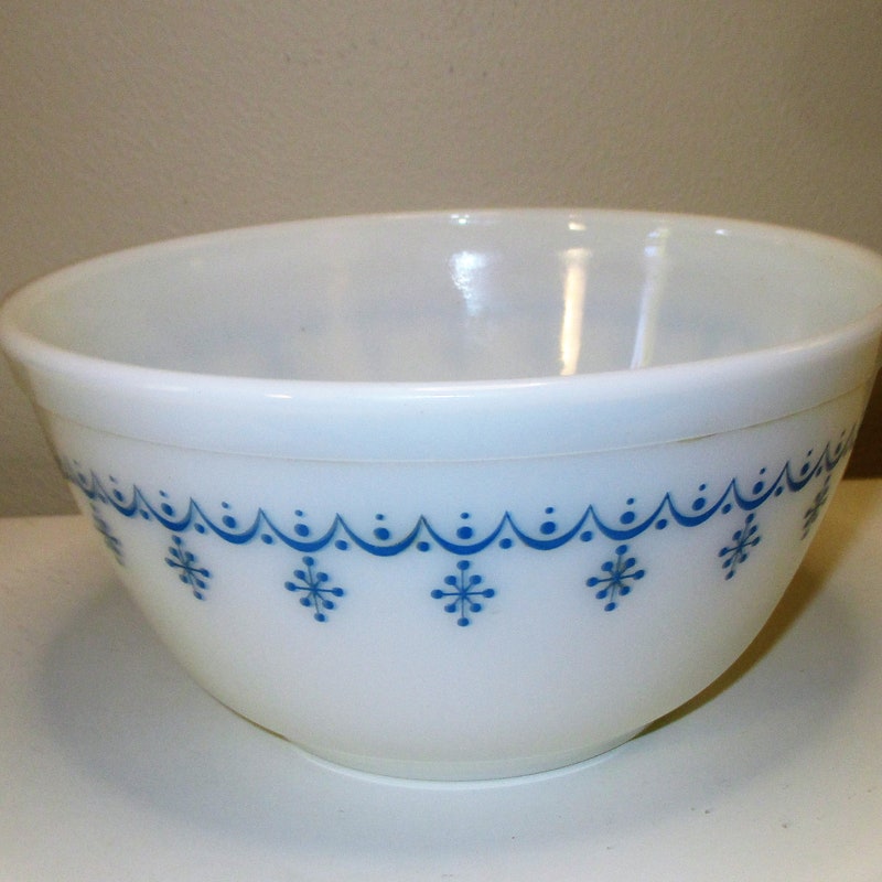 Pyrex Snowflake - Etsy