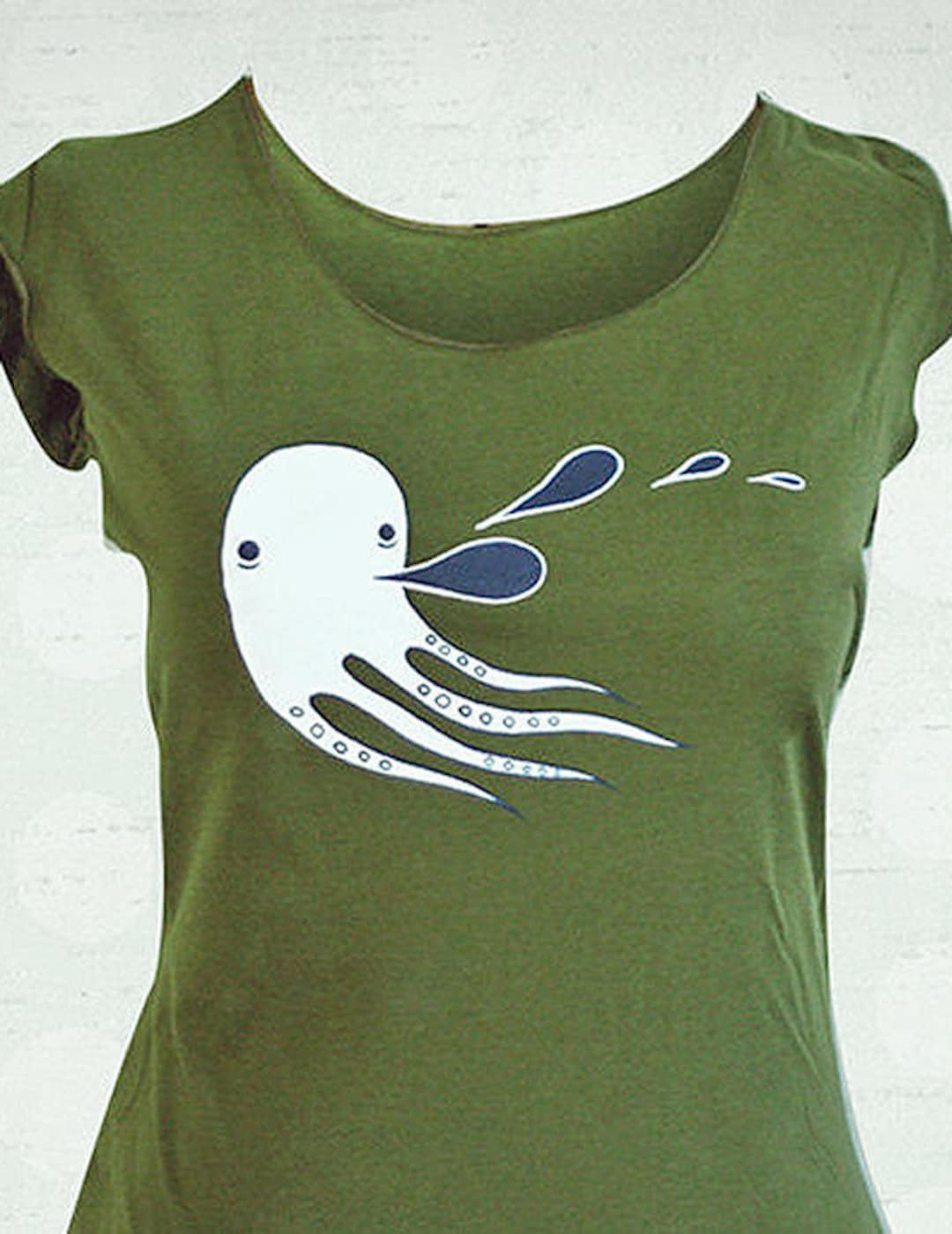 Octopus Graphic Sleeveless Tee — Women's Small Octo Scoop Top ...