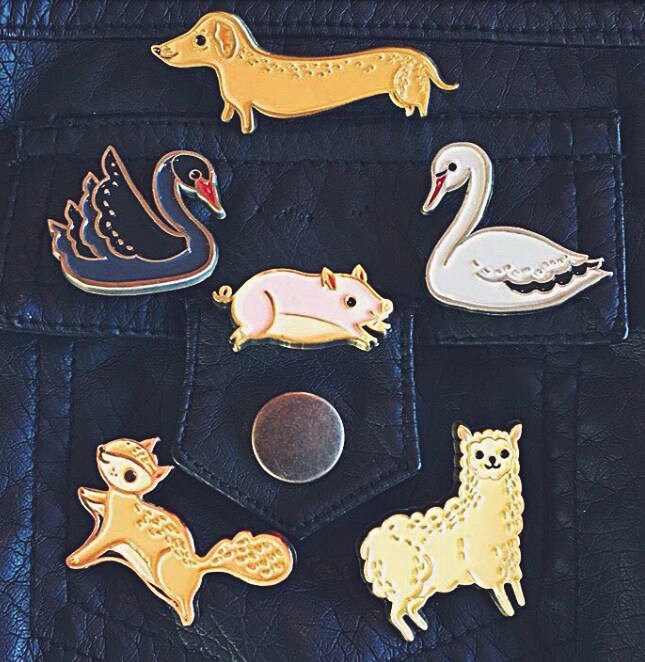 Enamel Pin PIG PIN Teacup Pig Enamel Pin Pink Pig Pins / - Etsy