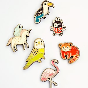 FLAMINGO Enamel Pin — Pink Flamingo Gift Brooch -- Flamingo Lapel Pin ...