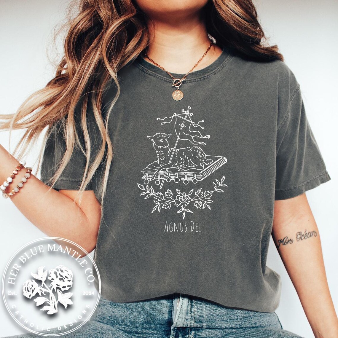 Agnus Dei Catholic T-shirt for Women, Catholic Gifts, Lamb of God ...