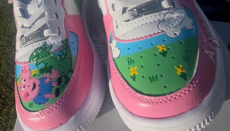 Custom Shoes : Peppa Pig (or ANY Theme) - Etsy