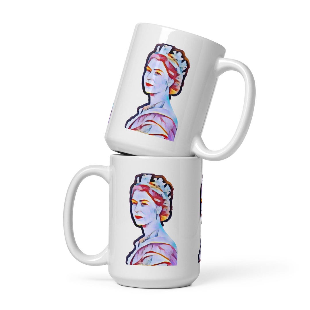 Queen Elizabeth II Mug | Royal British Souvenir | UK Monarchy Gift for ...