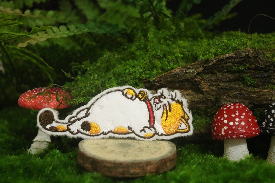 Cute Furry Stick on Sleeping Cat Patch, Iron on Patch, Embroidered ...