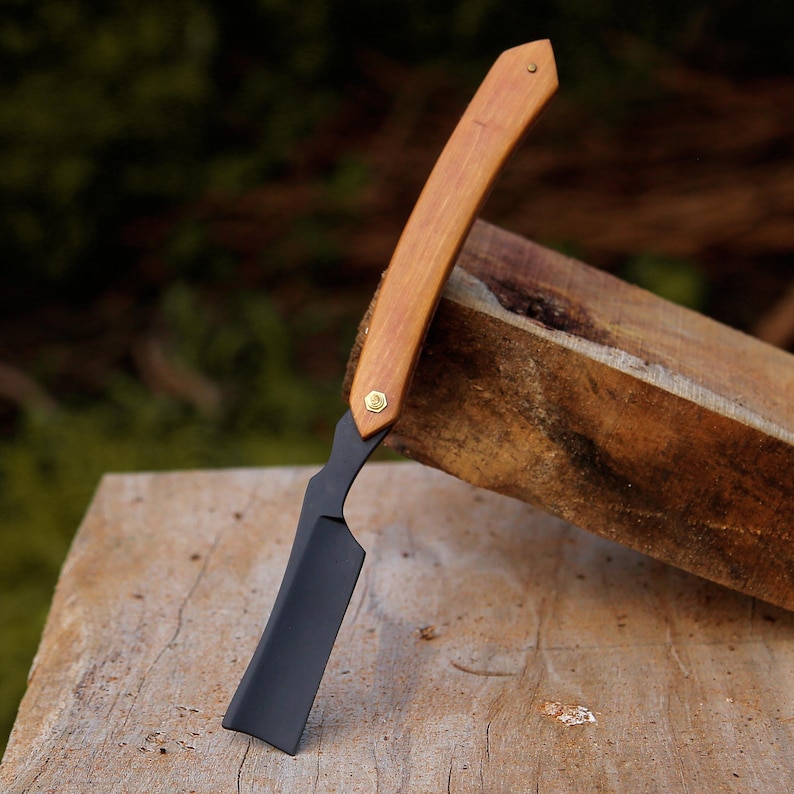 Handmade Damascus Straight Razor: Rosewood/olivewood Handle, Barber ...