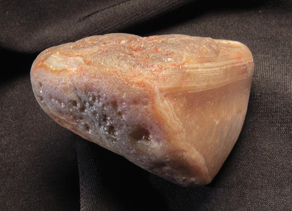 Lake Superior Water Level With an Exquisite Display of the Quartz-to ...