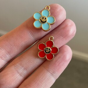 Smiley Face Flower Charm, Small Smiley Face Charm for Making Jewelry ...