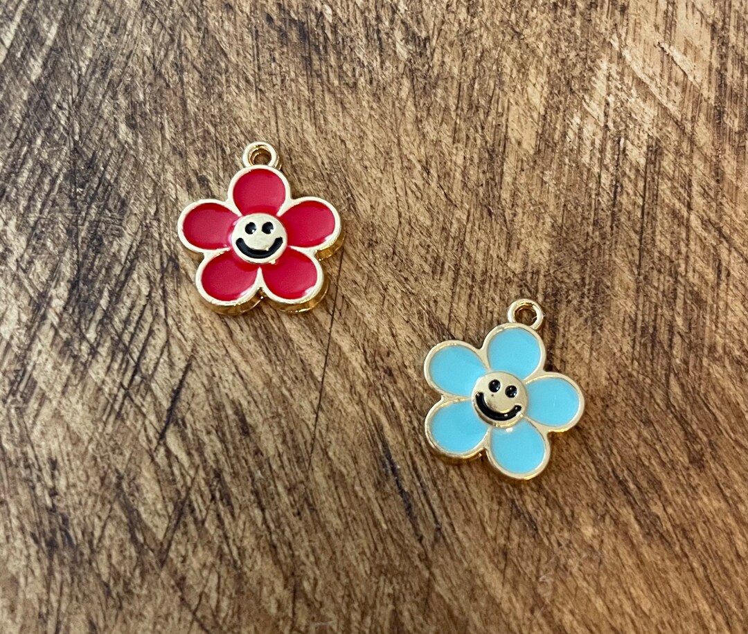 Smiley Face Flower Charm, Small Smiley Face Charm for Making Jewelry ...