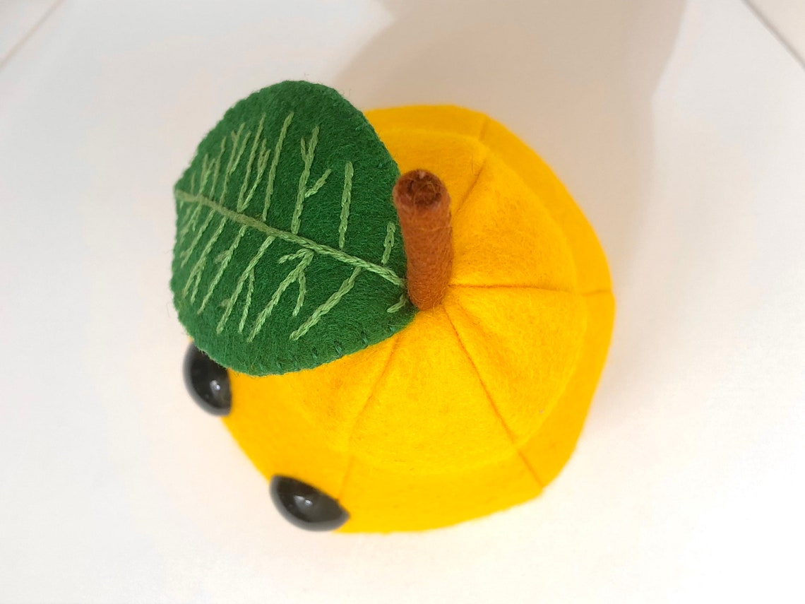 Pear Plush/ Kawaii Plush / Pear Stuffed Animal / Fruit Plush / - Etsy