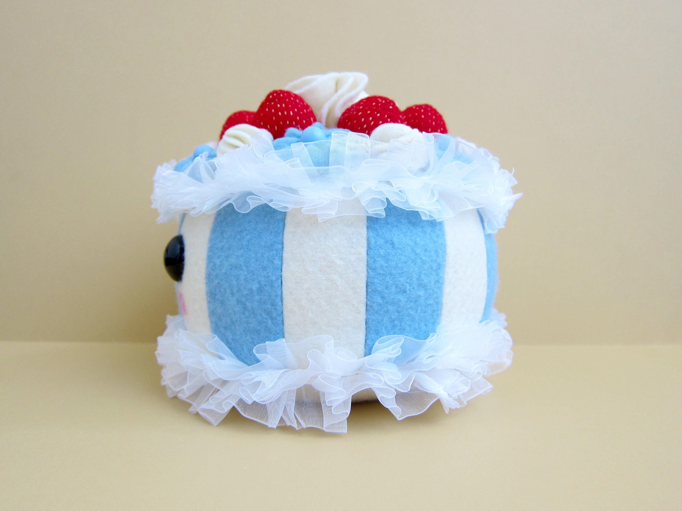 Strawberry Cake Plush / Kawaii Plush / Gift / Pincushion - Etsy