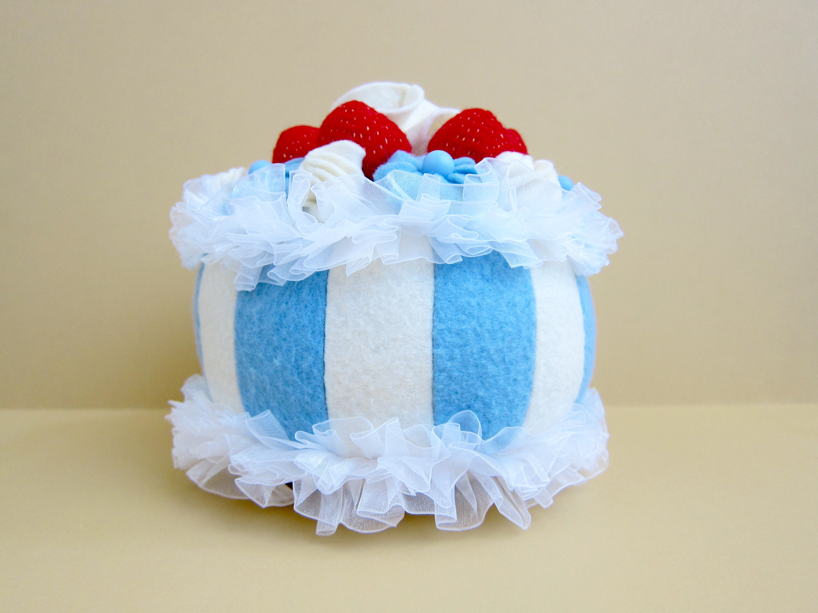 Strawberry Cake Plush / Kawaii Plush / Gift / Pincushion - Etsy
