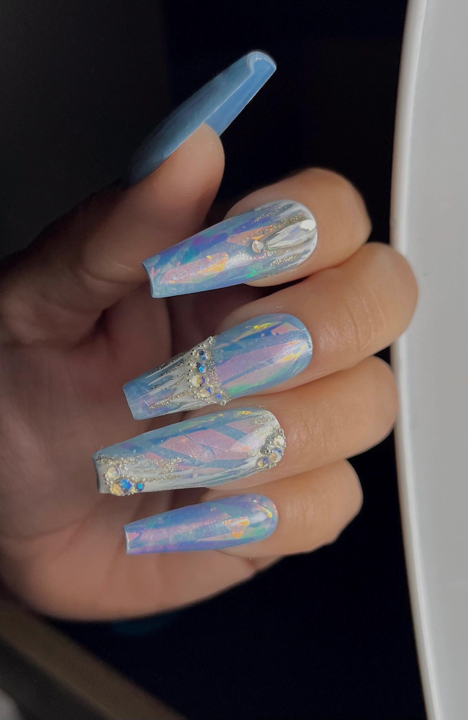 Iridescent Blue Ice Queen Nail Set With Glitter and Gems Winter ...