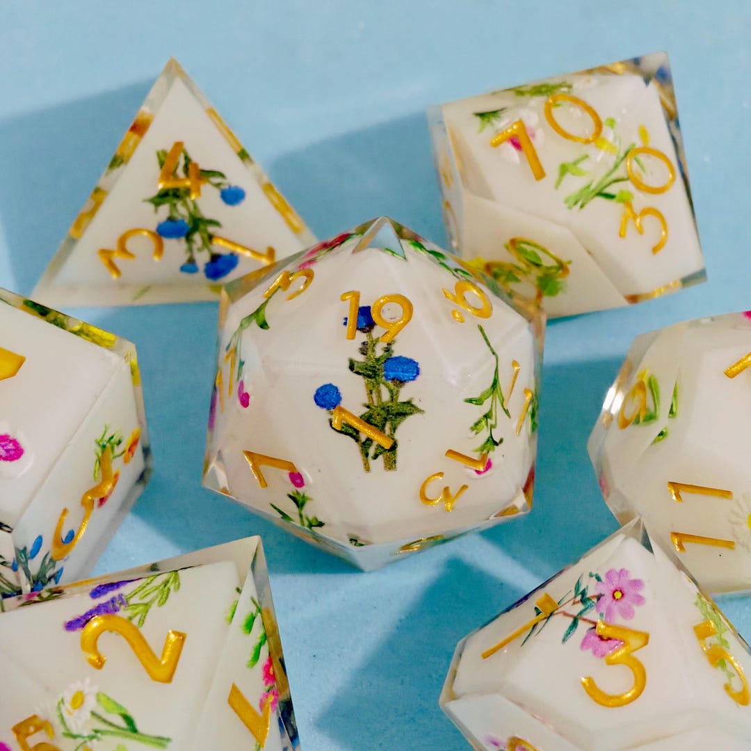 Handmade Full Set DND Resin Sharp Edge Dice Set, Flower D&D Dice Set ...