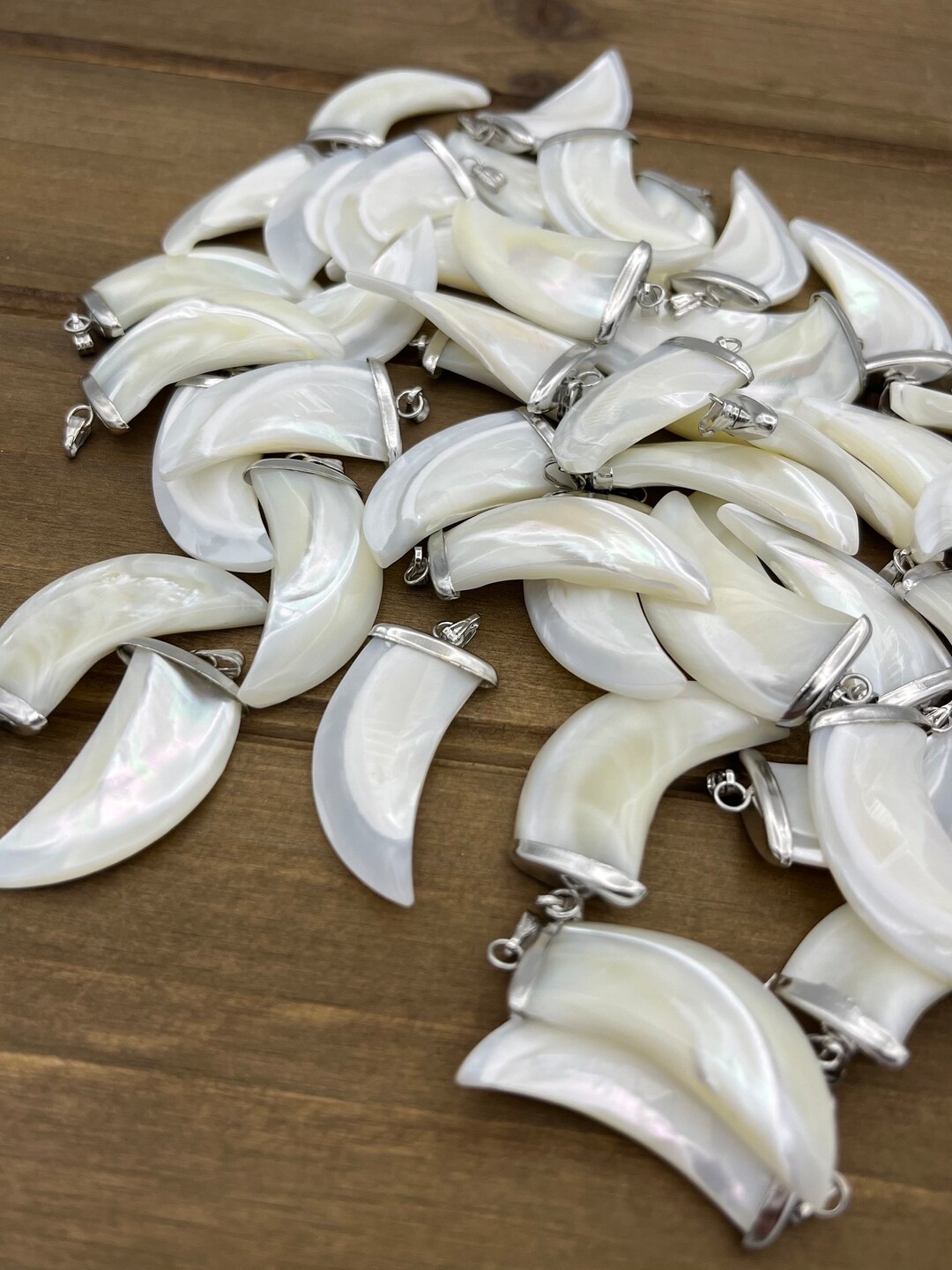 10pcs 30mm Mother of Pearl Tusk Pendants, Pearl Horn Pendant, Pearl ...