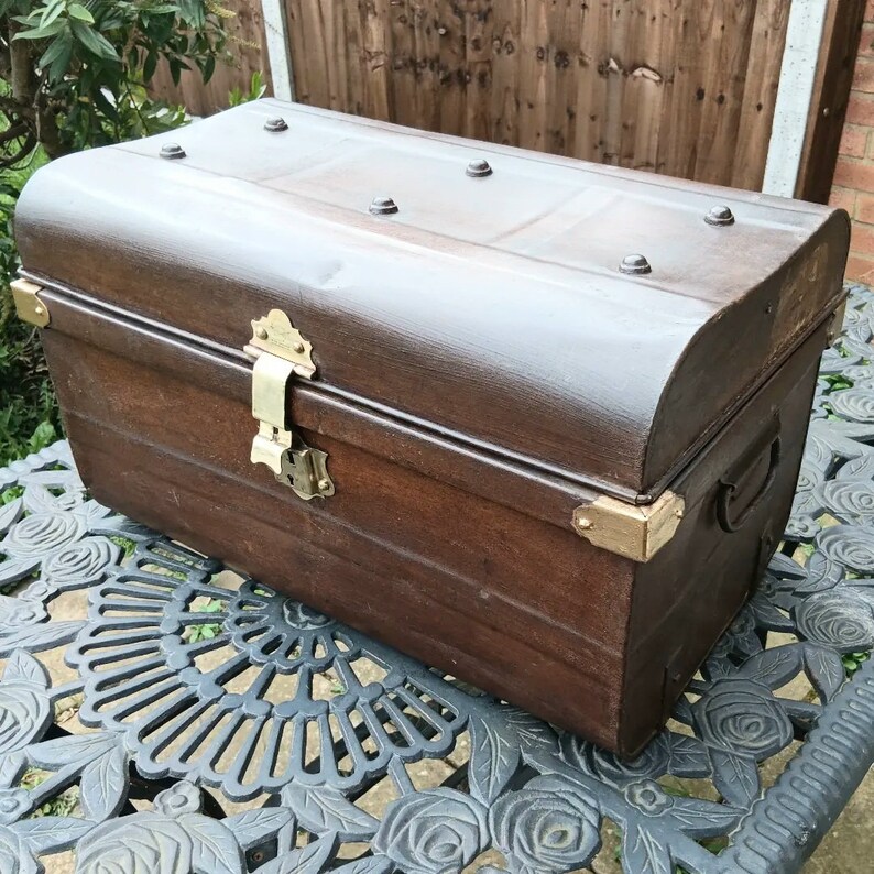 Victorian Metal Trunk Railway Trunk. - Etsy