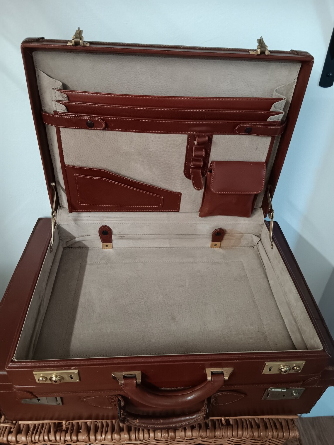 Vintage Leather Attache Case . Briefcase. Document Case. - Etsy