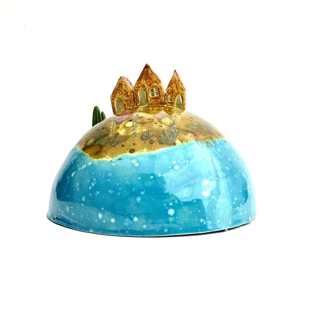 Where Three Houses Live Together – Ceramic Standing Decoration 12 Cm ...