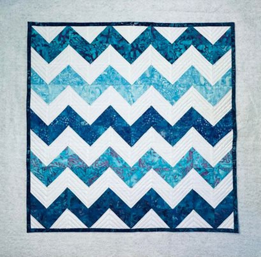 Blue Batiks Zig Zag Waves Mini Quilt Wall Hanging, Sewing Machine Mat or Table Topper - Etsy