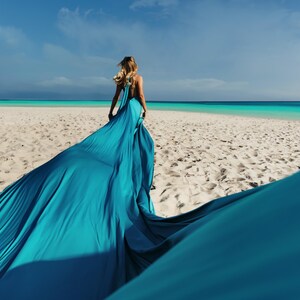 Custom Infinity Flying Dress - Silk Satin Womens Photo Shoot Outfit ...