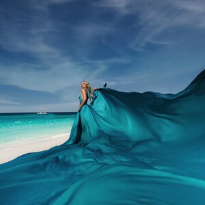 Custom Infinity Flying Dress - Silk Satin Womens Photo Shoot Outfit ...