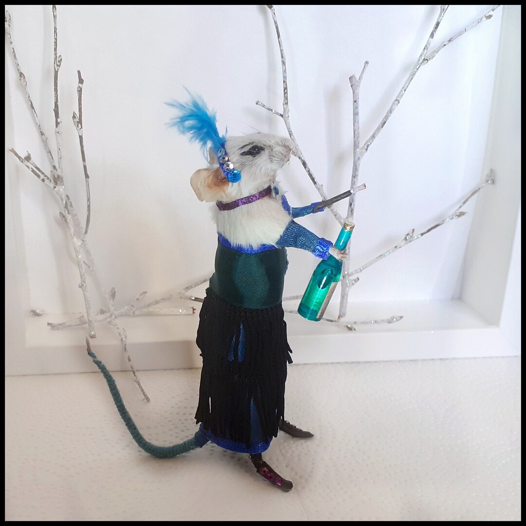 Taxidermy 1920s Hollywood Flapper Mouse, Ethical Taxidermy Mice ...