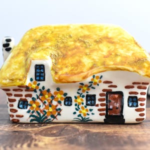 English Cottage Miniatures the Potter's Wheel Handmade and Handpainted ...