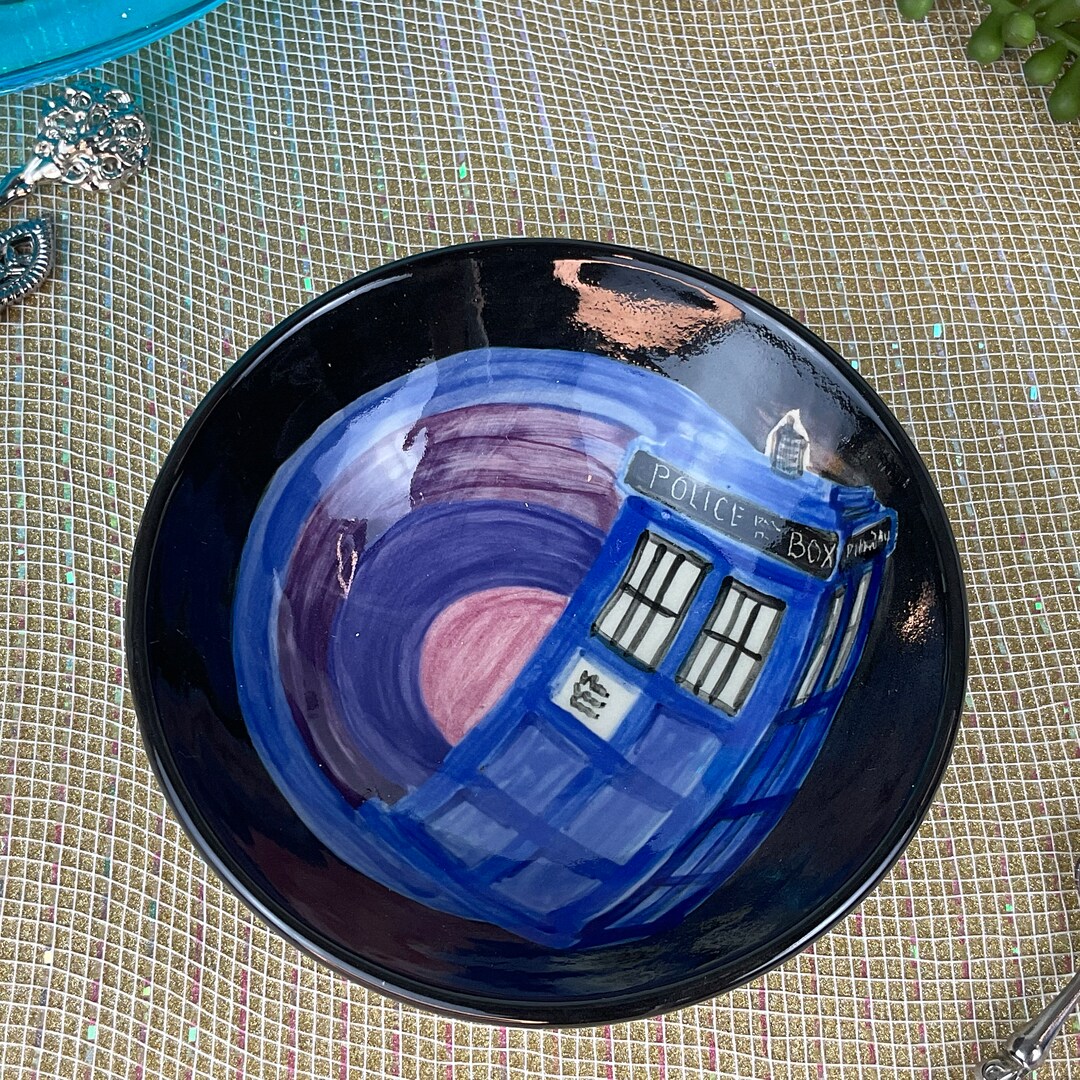 Police Box in Space - Doctor Who Inspired TARDIS Bowl - Etsy