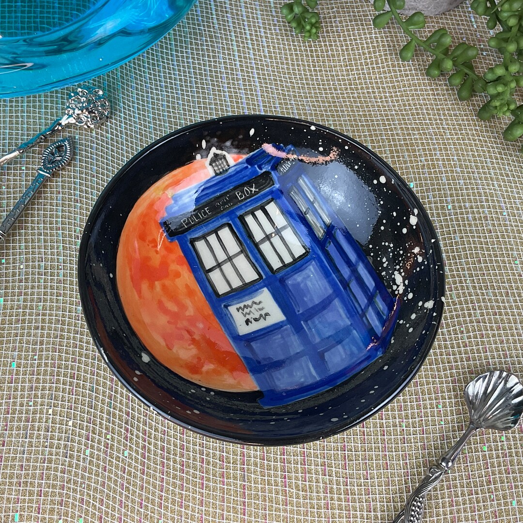 Police Box in Space - Doctor Who Inspired TARDIS Bowl - Etsy