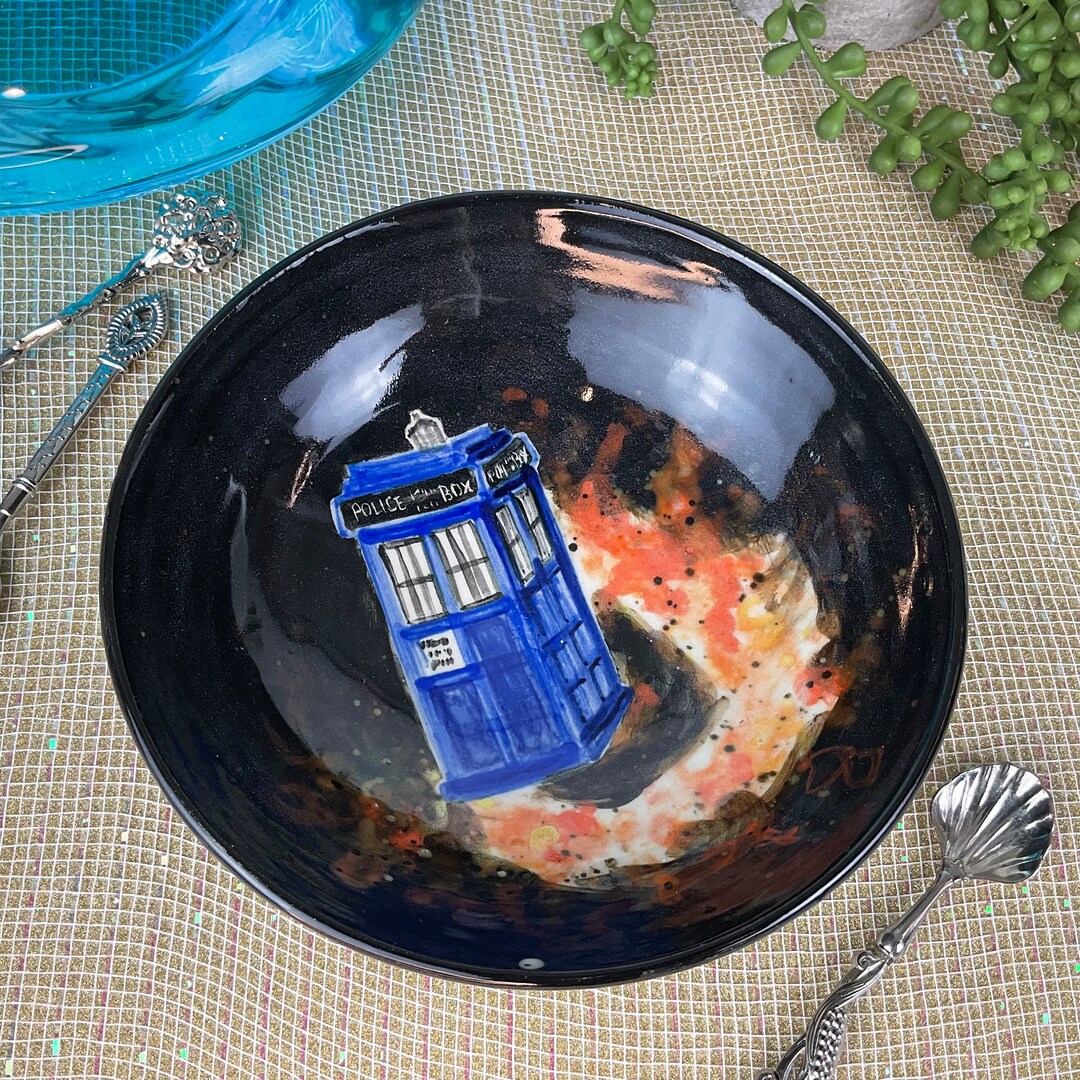 Police Box in Space - Doctor Who Inspired TARDIS Bowl - Etsy