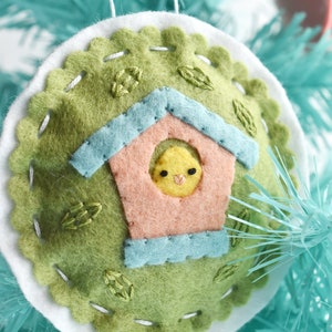 It Felt Like Spring Felt Ornaments - DIY Project With PDF Patterns and ...