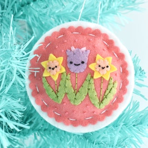 It Felt Like Spring Felt Ornaments - DIY Project With PDF Patterns and ...