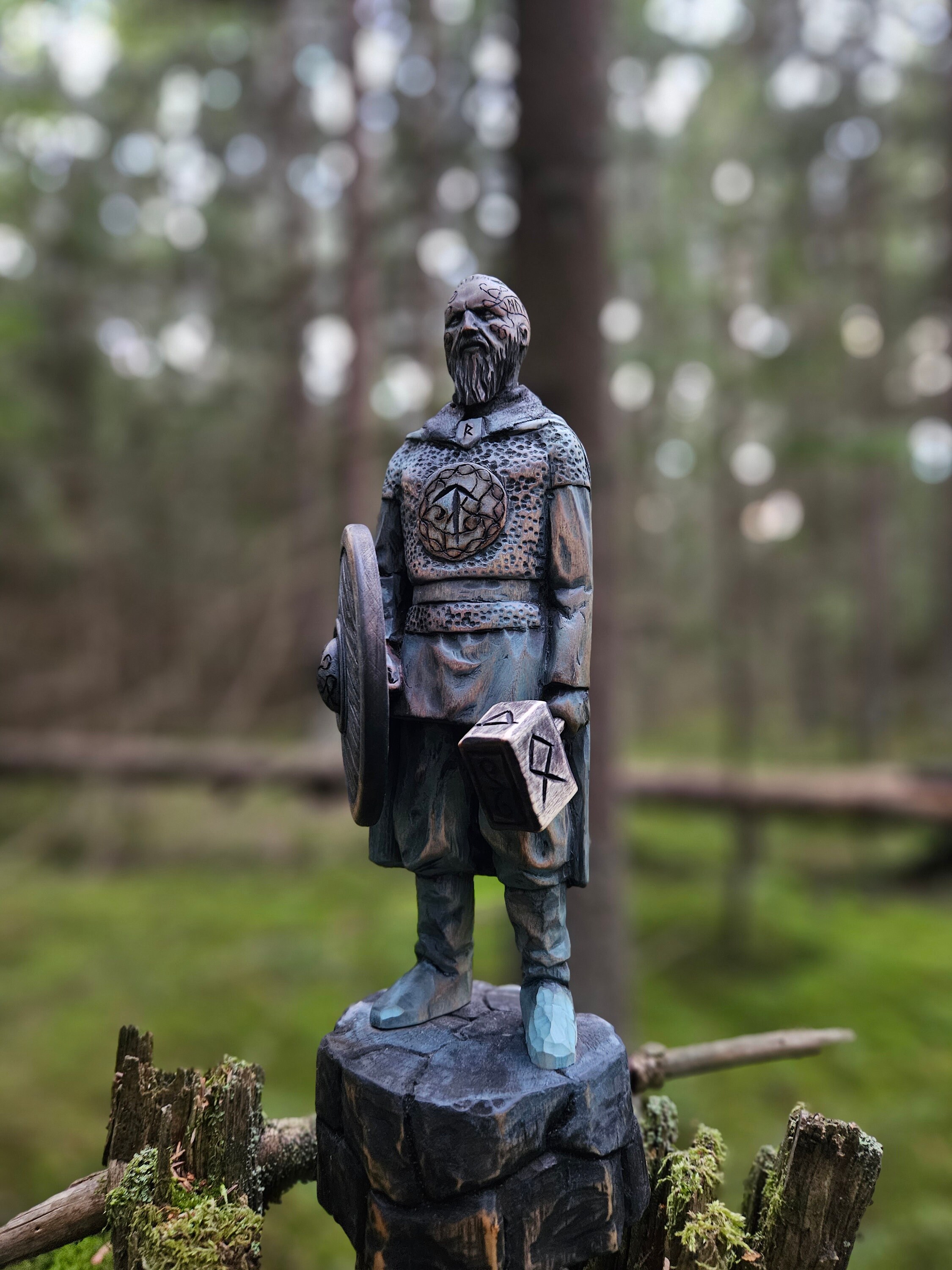 Thor Wood Statue. Ragnar Lothbrok in of Figures. Scandinavian God Thor ...