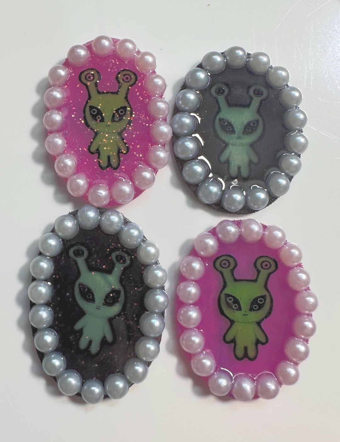 Handmade Alien Pin: Small Enamel Brooch - Etsy