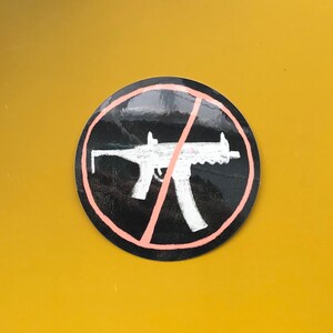 No Guns Vinyl Sticker - Etsy