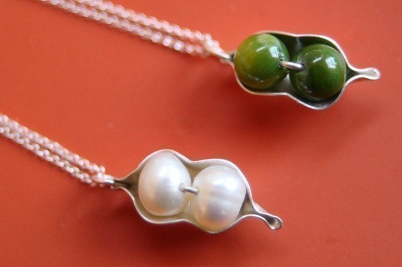 Two Peas in a Pod Necklace - Etsy