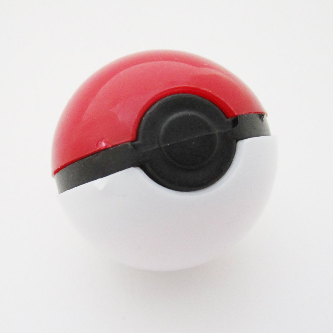 Pokemon Pokeball Ring Box - Etsy