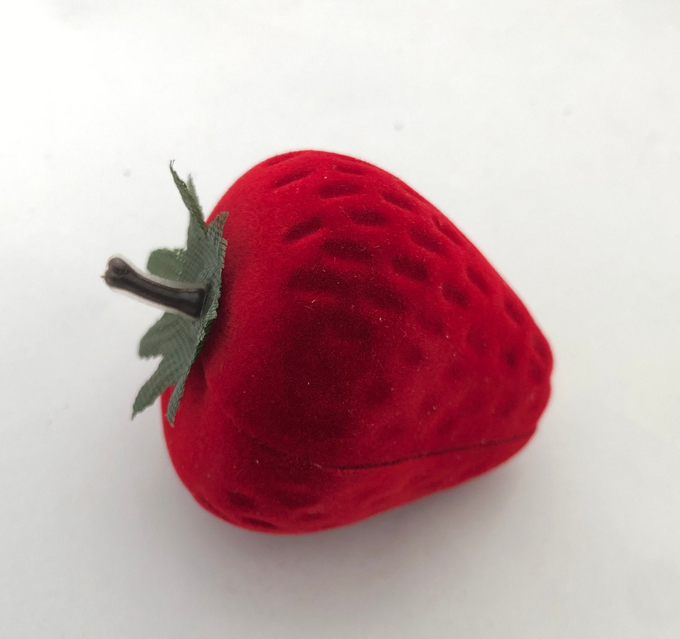 Strawberry Ring Box - Etsy