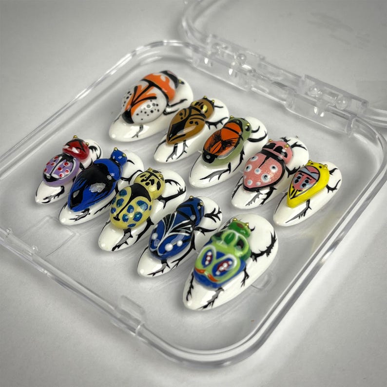3D Beetle Press on Nails: Insect & Ladybug Art, Almond Shape - Etsy