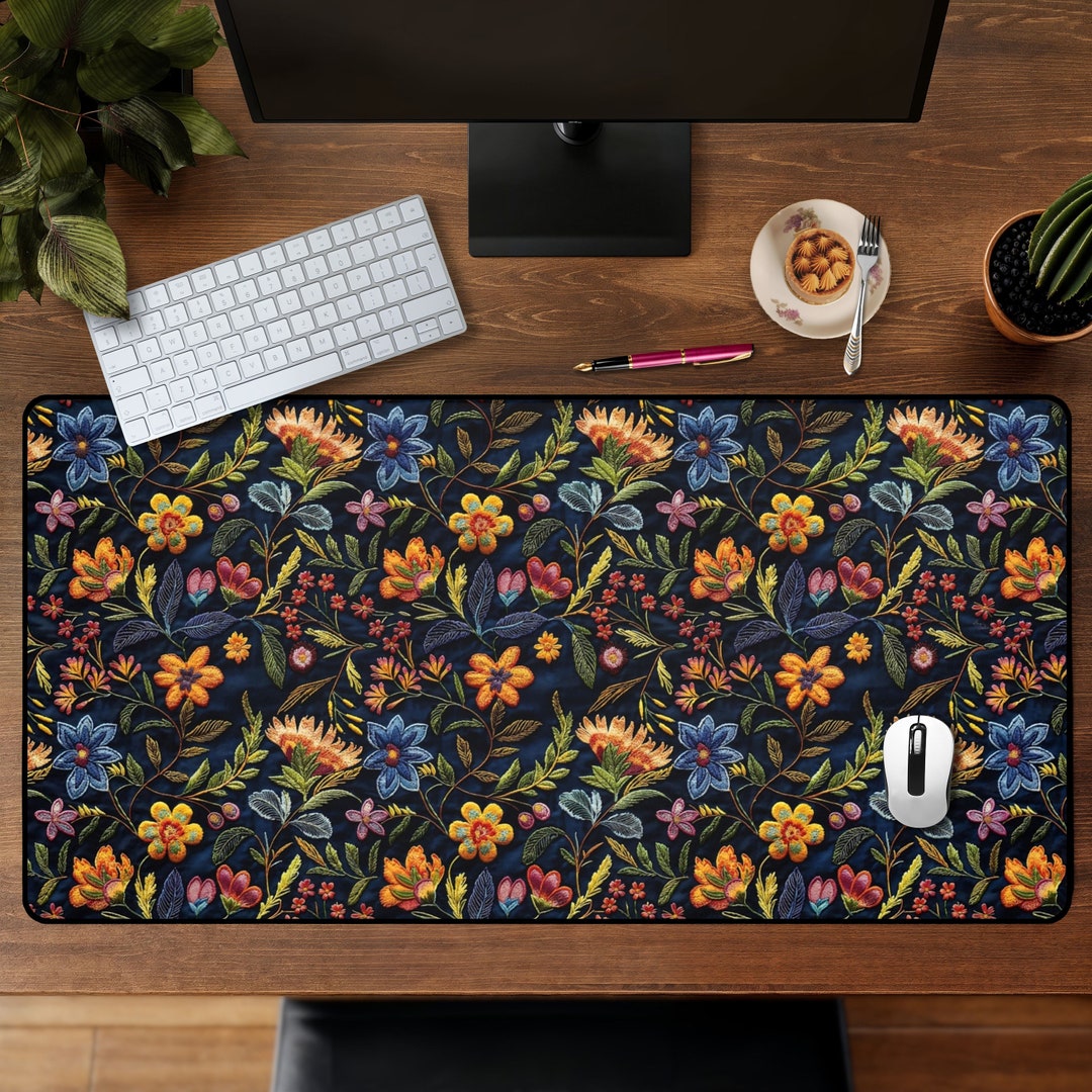 Faux Embroidery Flowers Desk Mat, Cottagecore Decor Botanical Mousepad ...